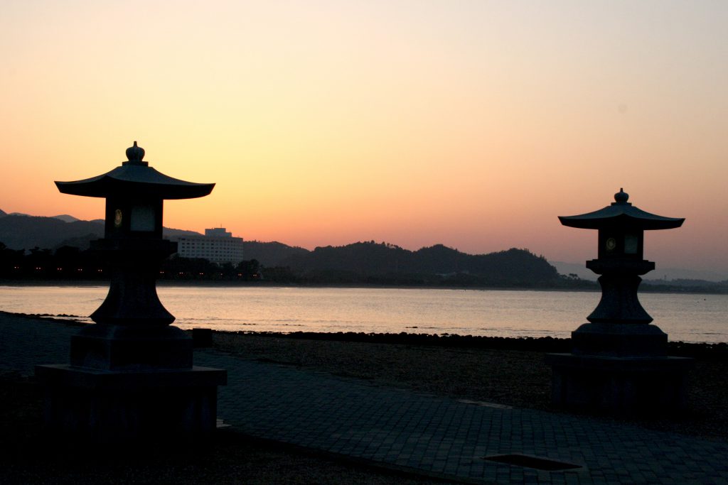 bg_moiu-min | 青島神社